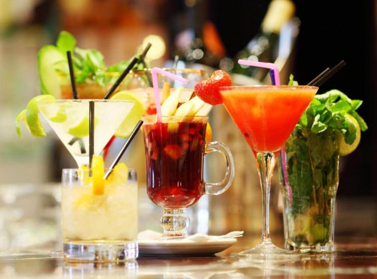 Các loại Cocktail hot nhất giới sành điệu hiện nay